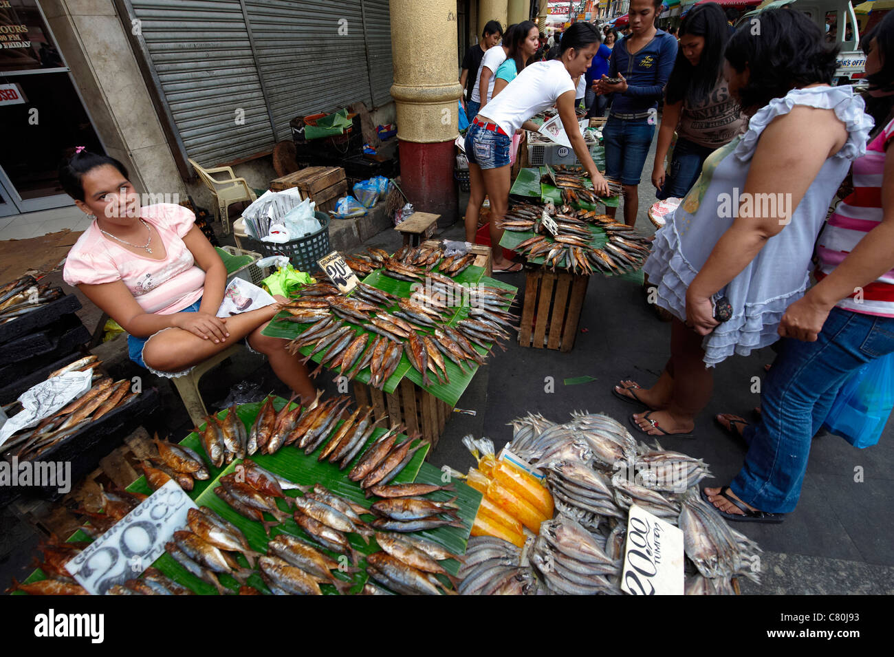 Fish market quiapo manila hi-res stock photography and images - Alamy