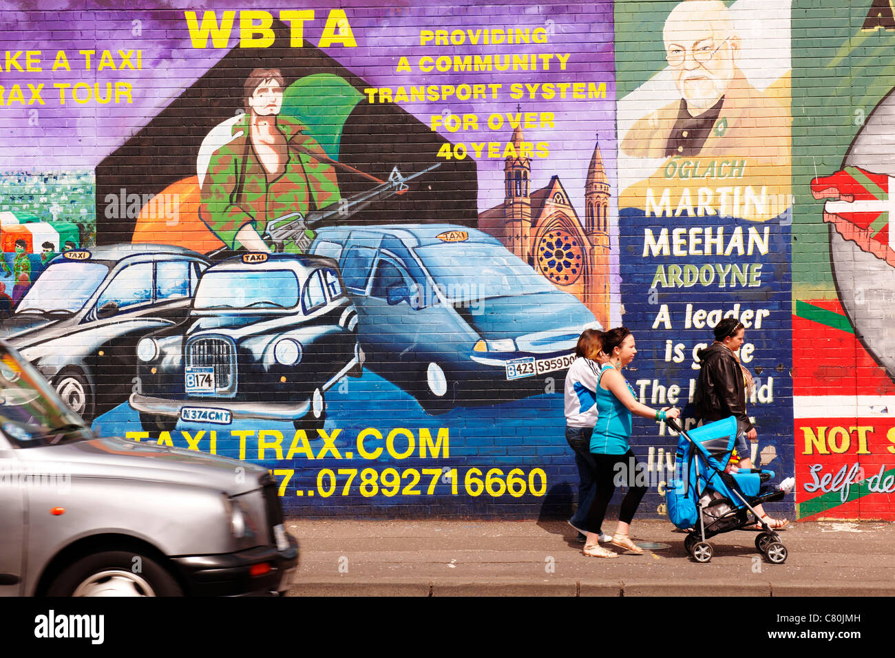 Belfast northern ireland mural painting hi-res stock photography and ...