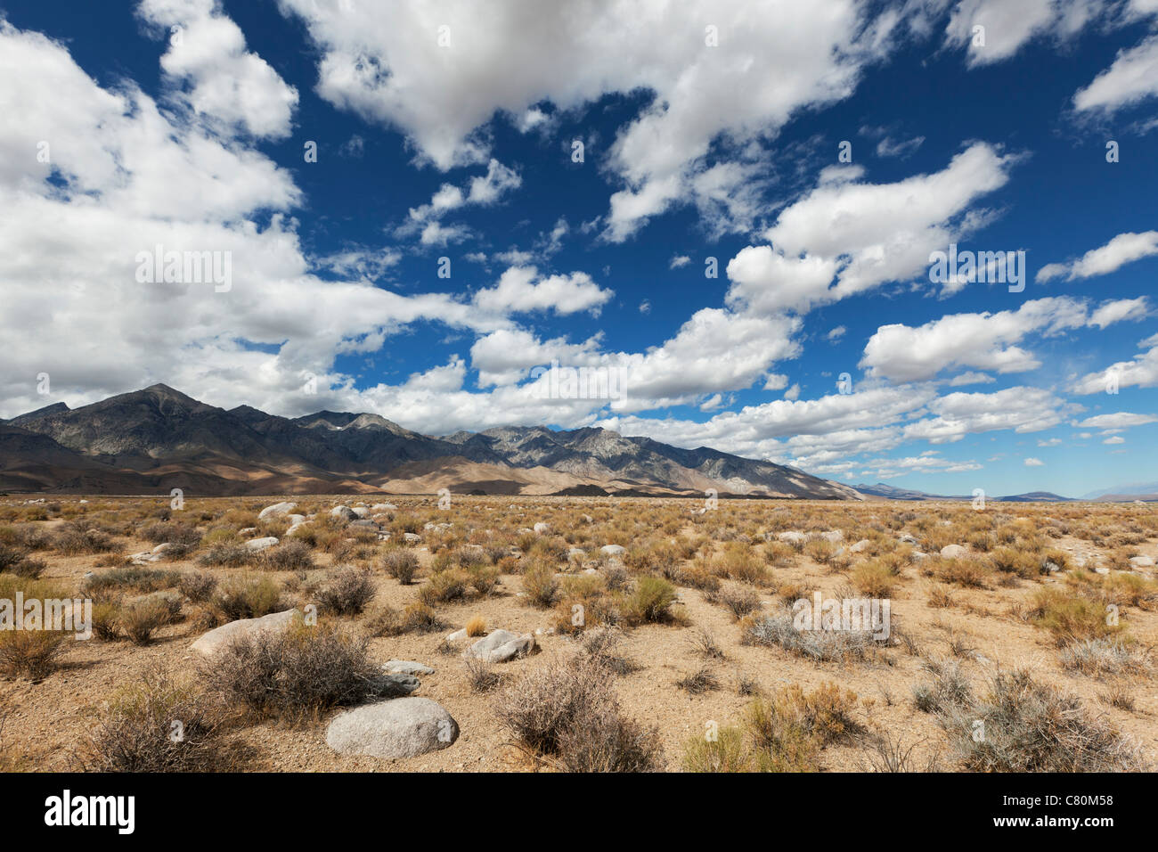 Foothills of Sierra Nevada mountains in Owens Valley (eastern ...