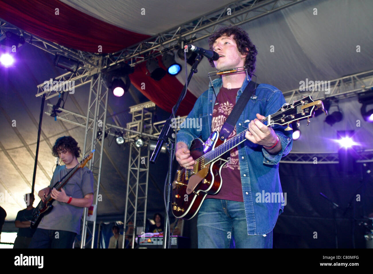 The stands glastonbury festival hi-res stock photography and images - Alamy