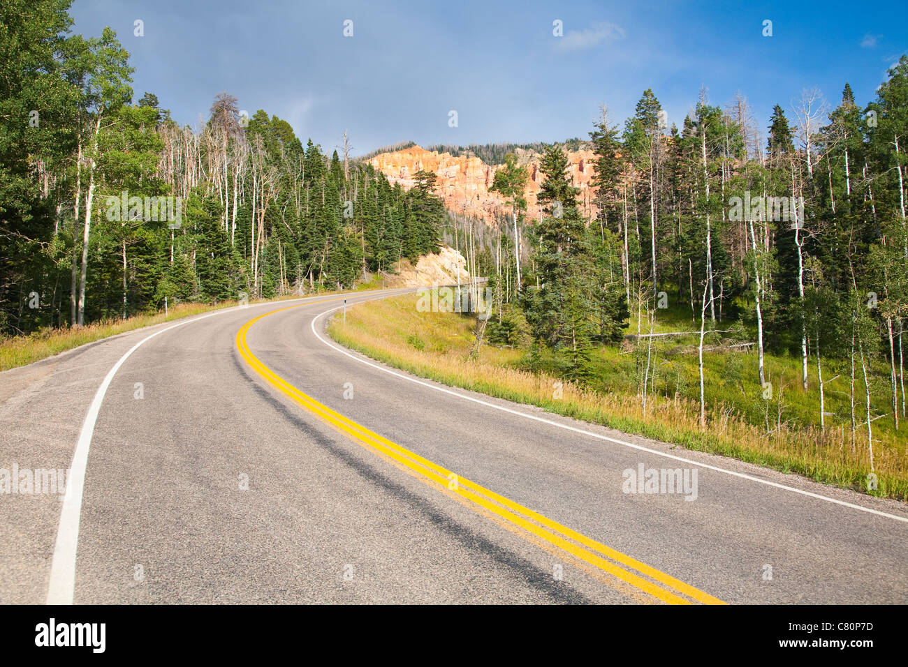 Bend of the road hi-res stock photography and images - Alamy