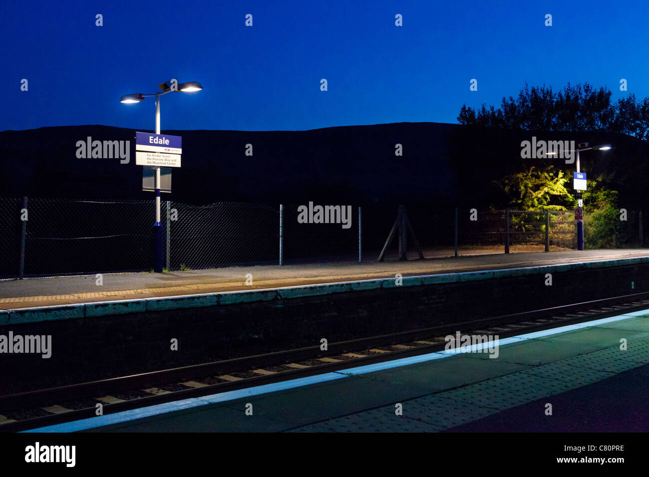 Rural train station hi-res stock photography and images - Alamy