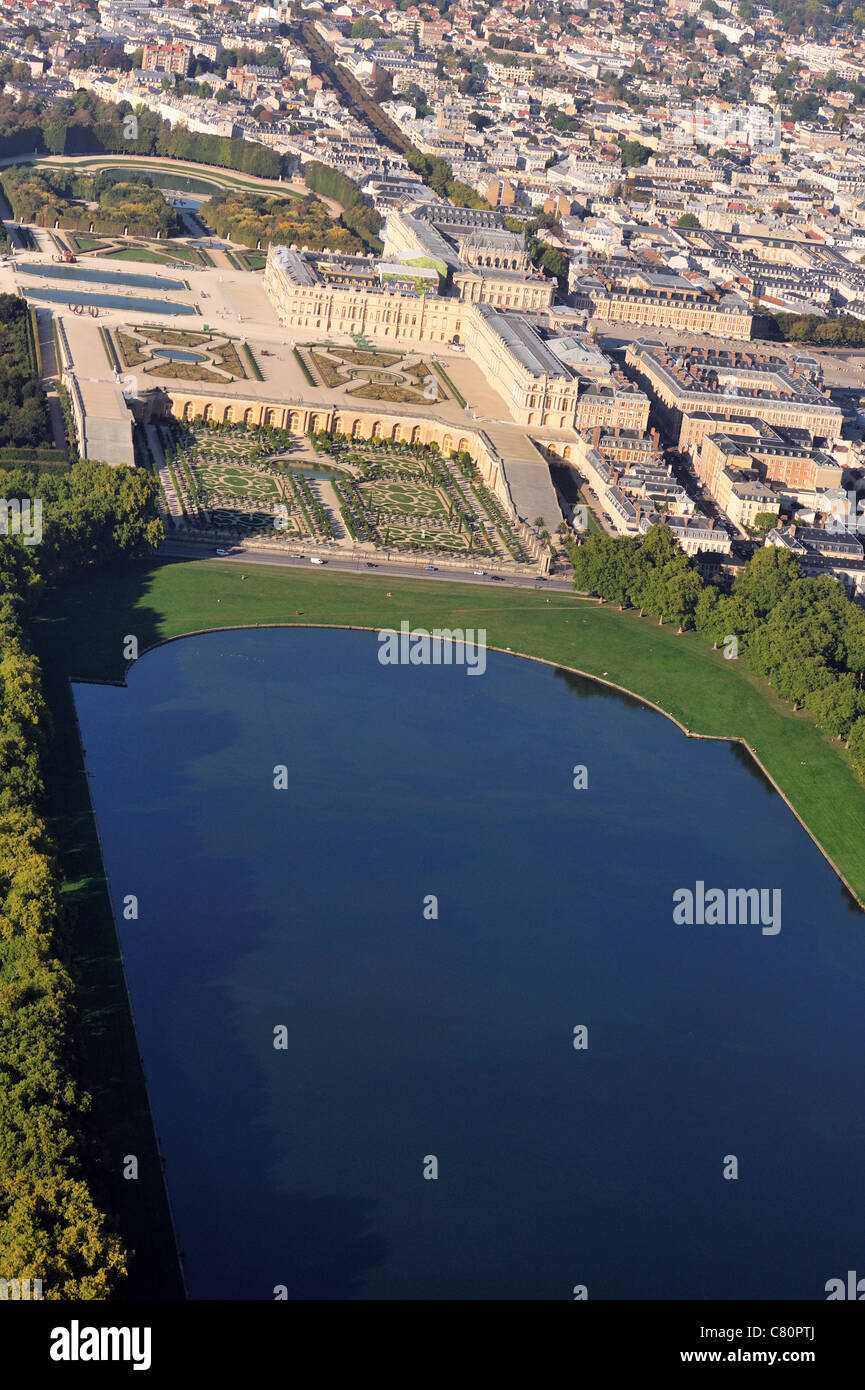 Chateau de versailles aerial hi-res stock photography and images - Alamy