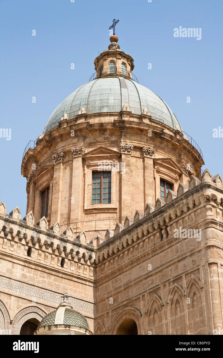 Dome of Palermo Cathedral, Palermo, Sicily, Italy Stock Photo - Alamy