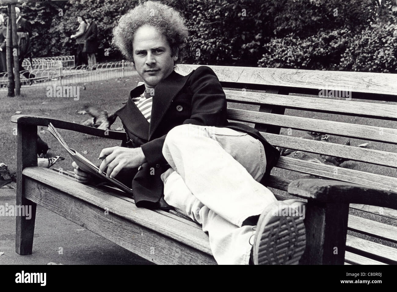 Simon garfunkel 1970 hi-res stock photography and images - Alamy