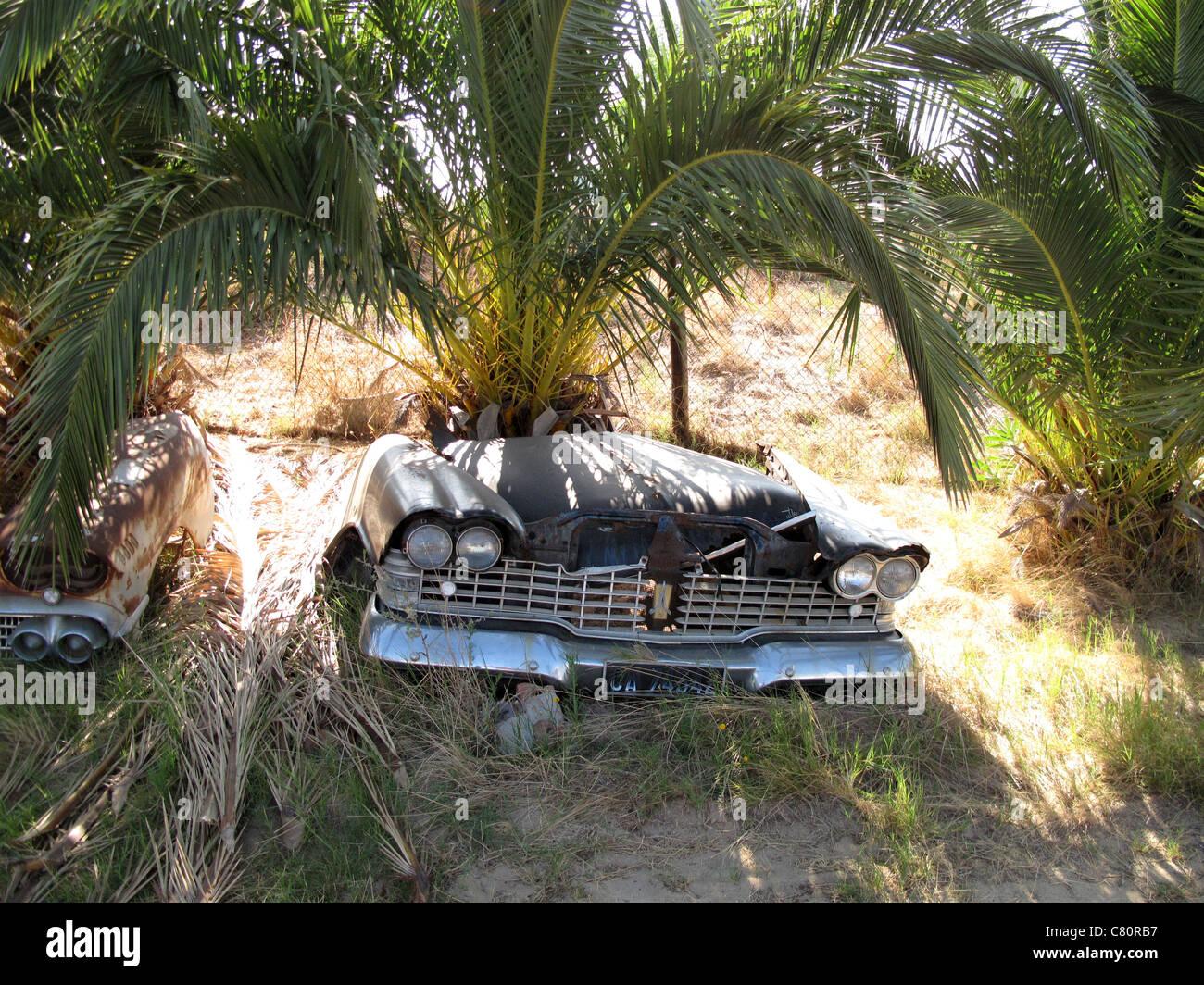 Car junk hi-res stock photography and images - Alamy