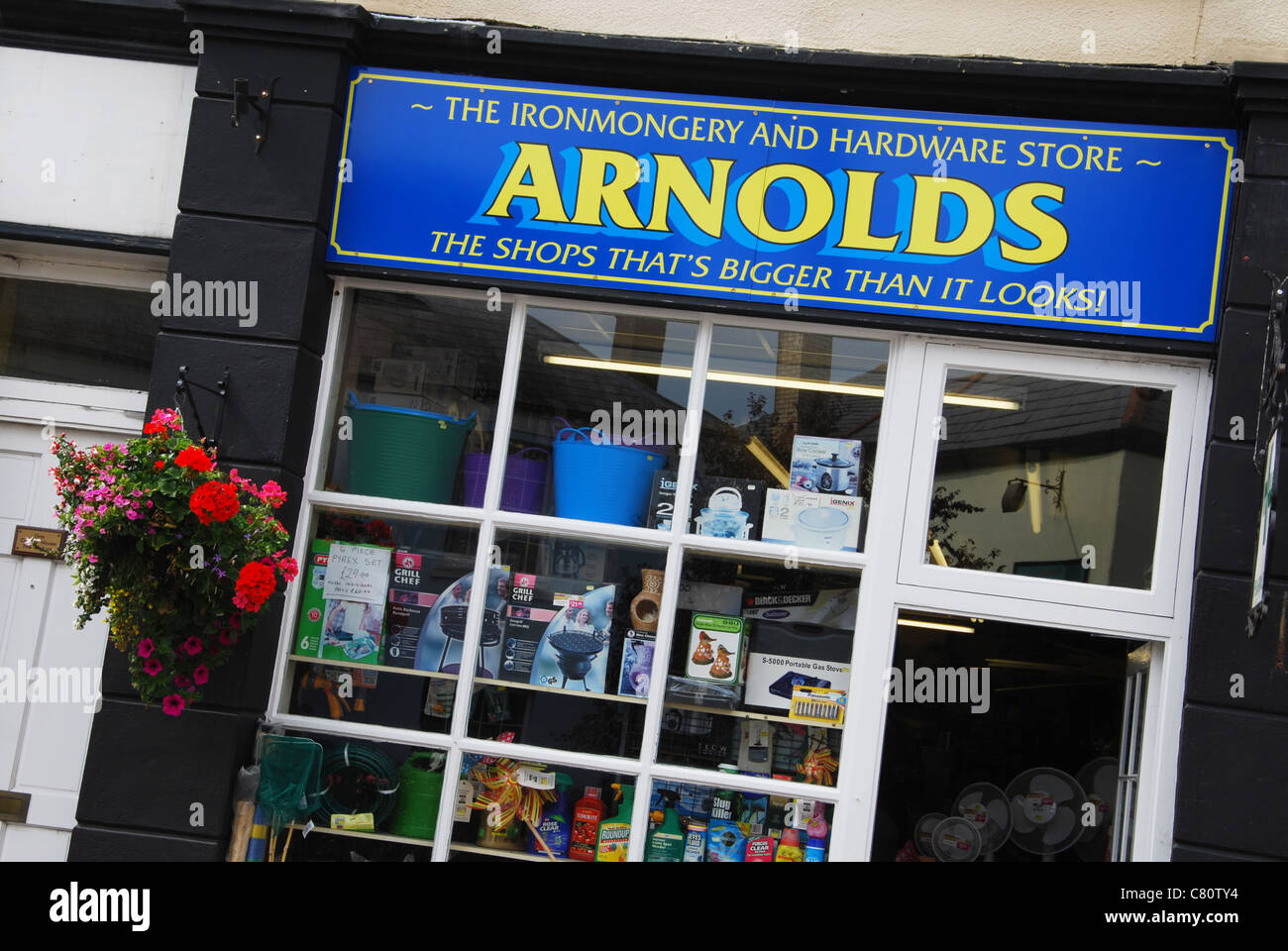 Ironmonger customers hi-res stock photography and images - Alamy