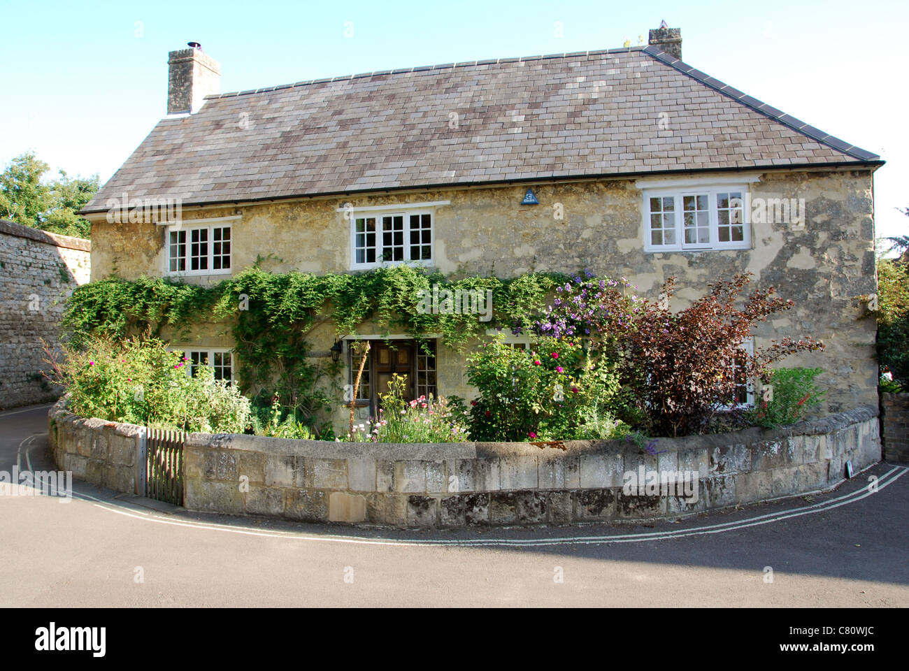 charming cottage in Headington Oxford United Kingdom Stock Photo - Alamy