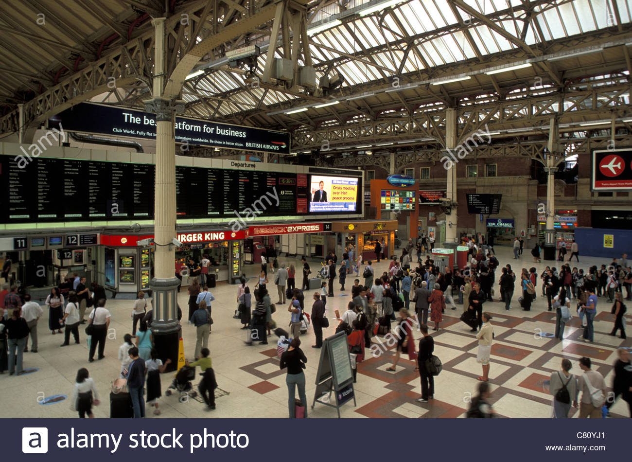 Inside Victoria Station London England Stock Photos & Inside Victoria ...