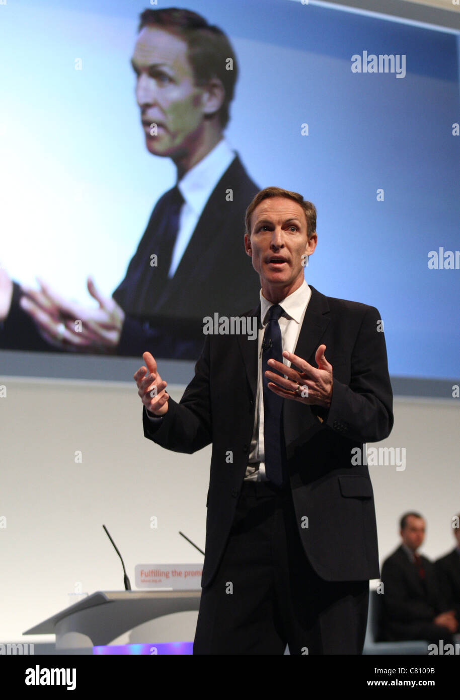 Shadow defence secretary jim murphy hi-res stock photography and images ...