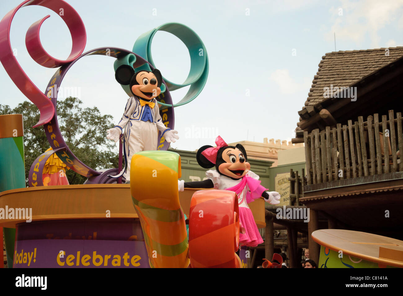 magic kingdom celebrate a dream come true parade minnie mouse mickey ...