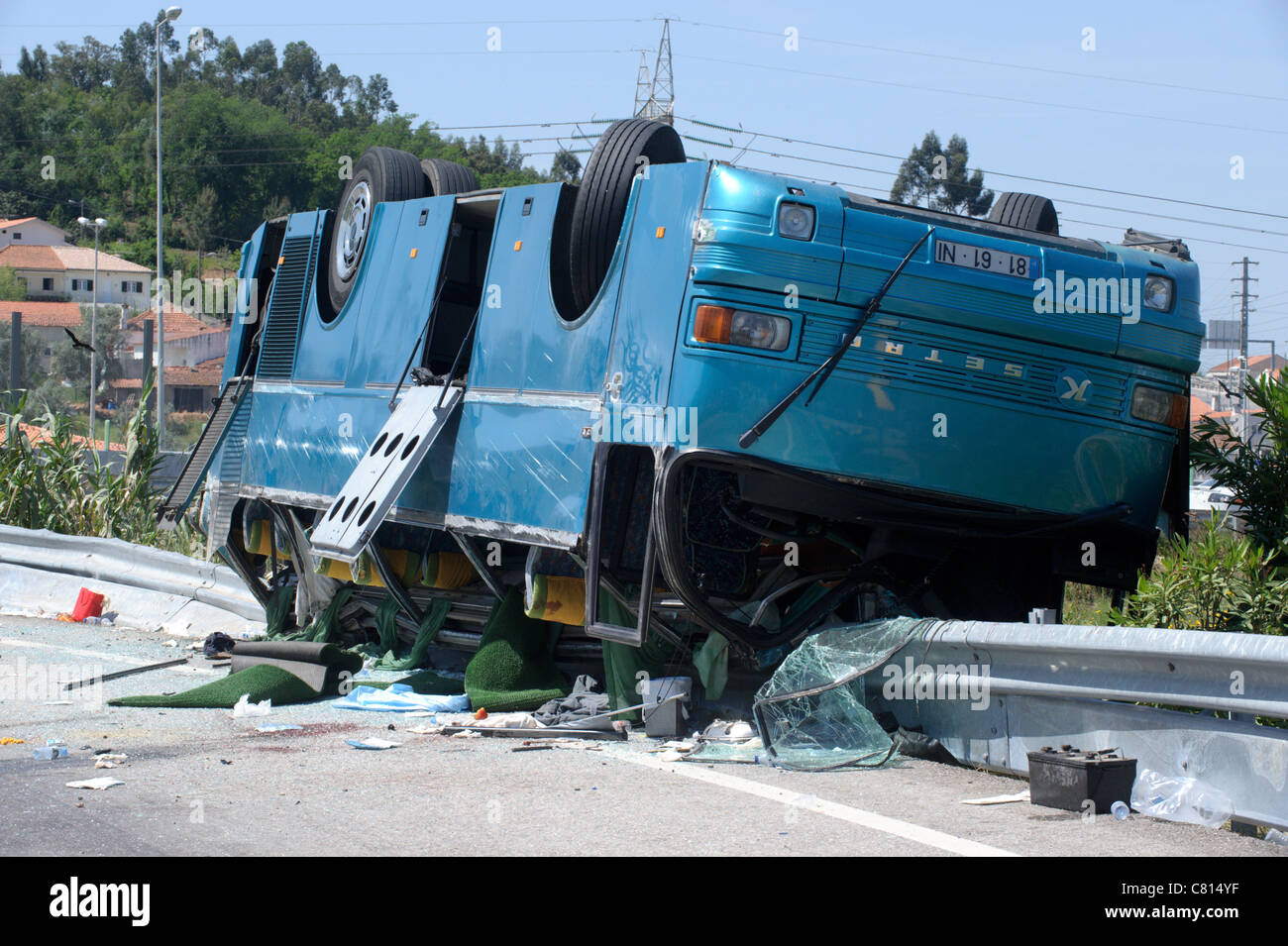 Bus accident hi-res stock photography and images - Alamy