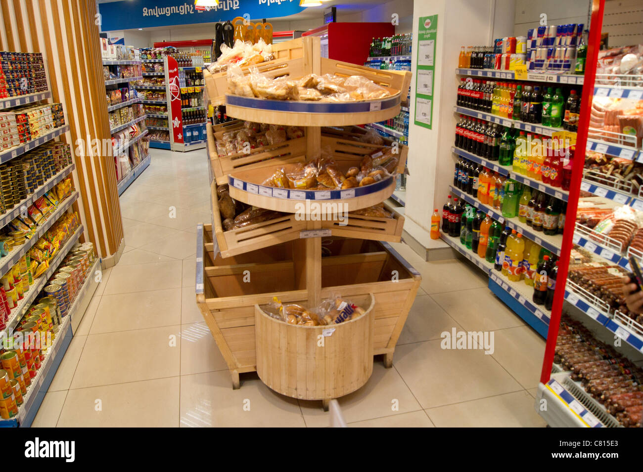 Typical supermarket image Stock Photo - Alamy