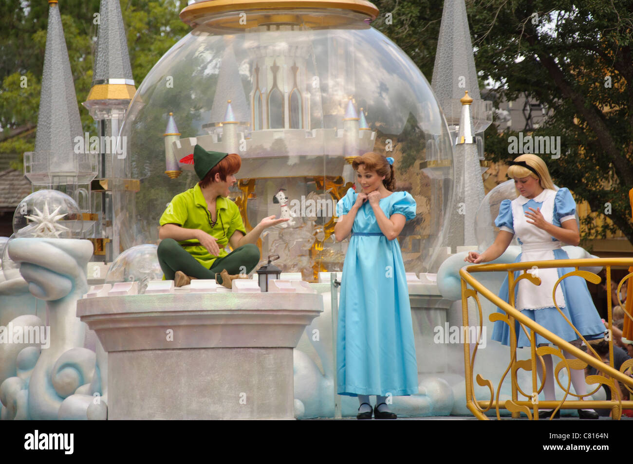 walt disney world resort parks magic kingdom celebrate a dream come ...