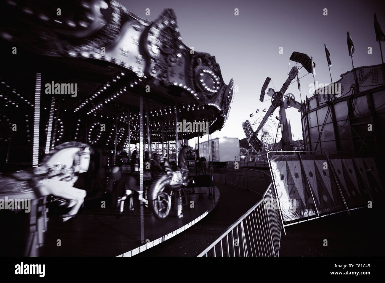 Carnival rides hi-res stock photography and images - Alamy