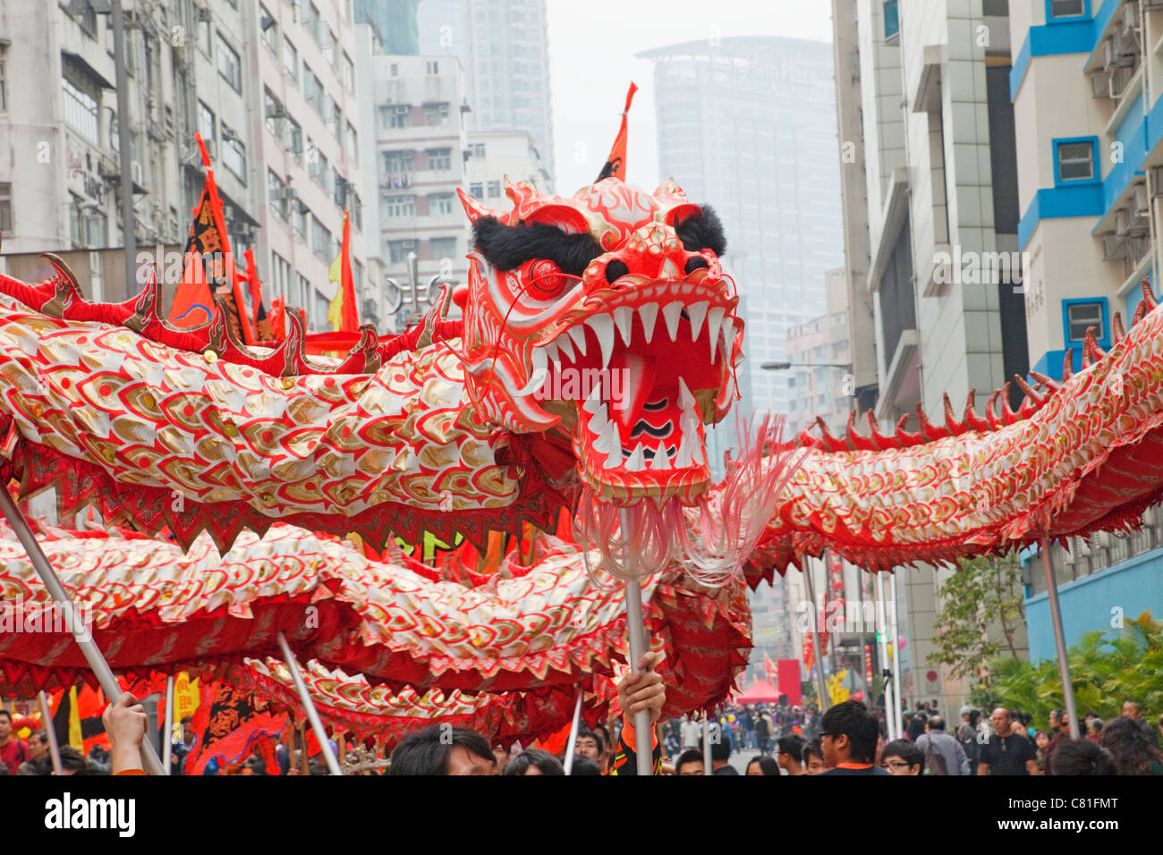 China, Hong Kong, Tai Kok Tsui Temple Fair, Dragon Dance Stock Photo ...