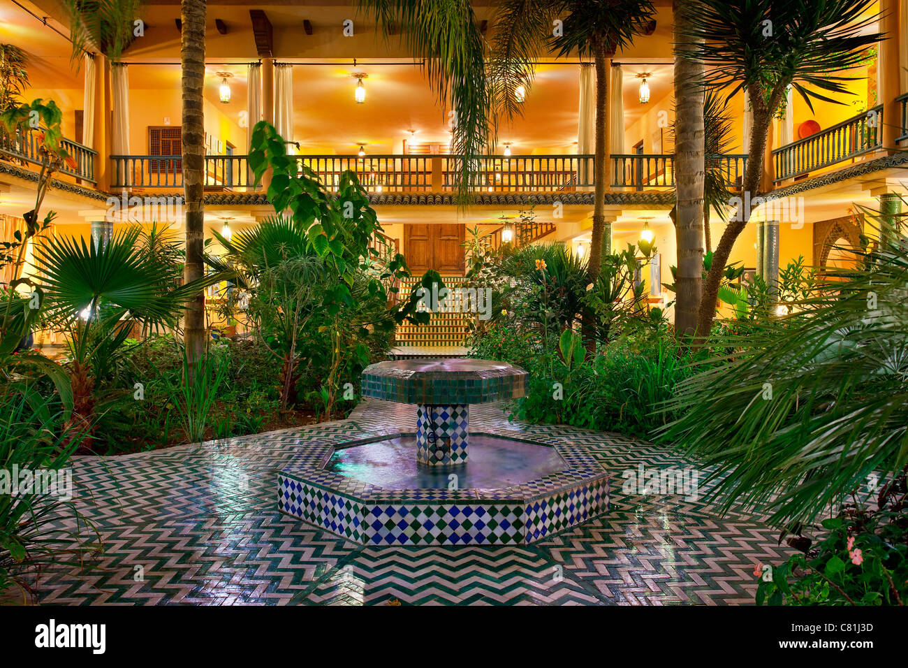 Villa morocco night hi-res stock photography and images - Alamy