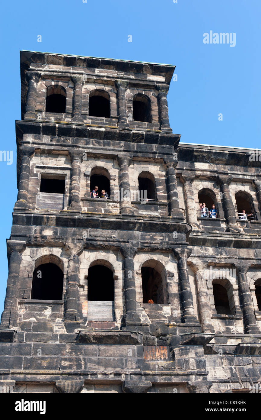 Roman monument hi-res stock photography and images - Alamy