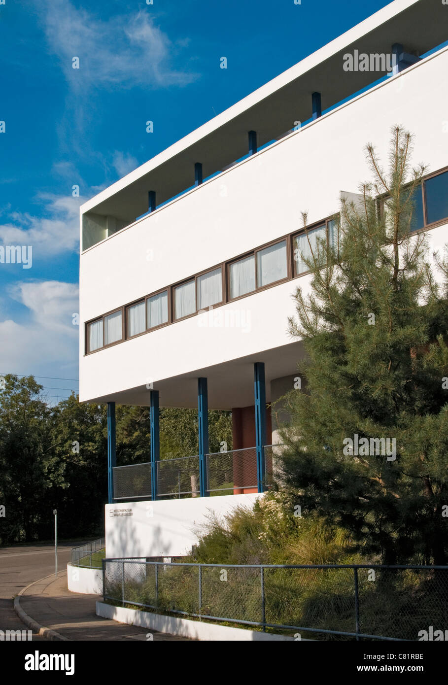 Haus Le Corbusier by Architects Le Corbusier and Pierre Jeanneret ...