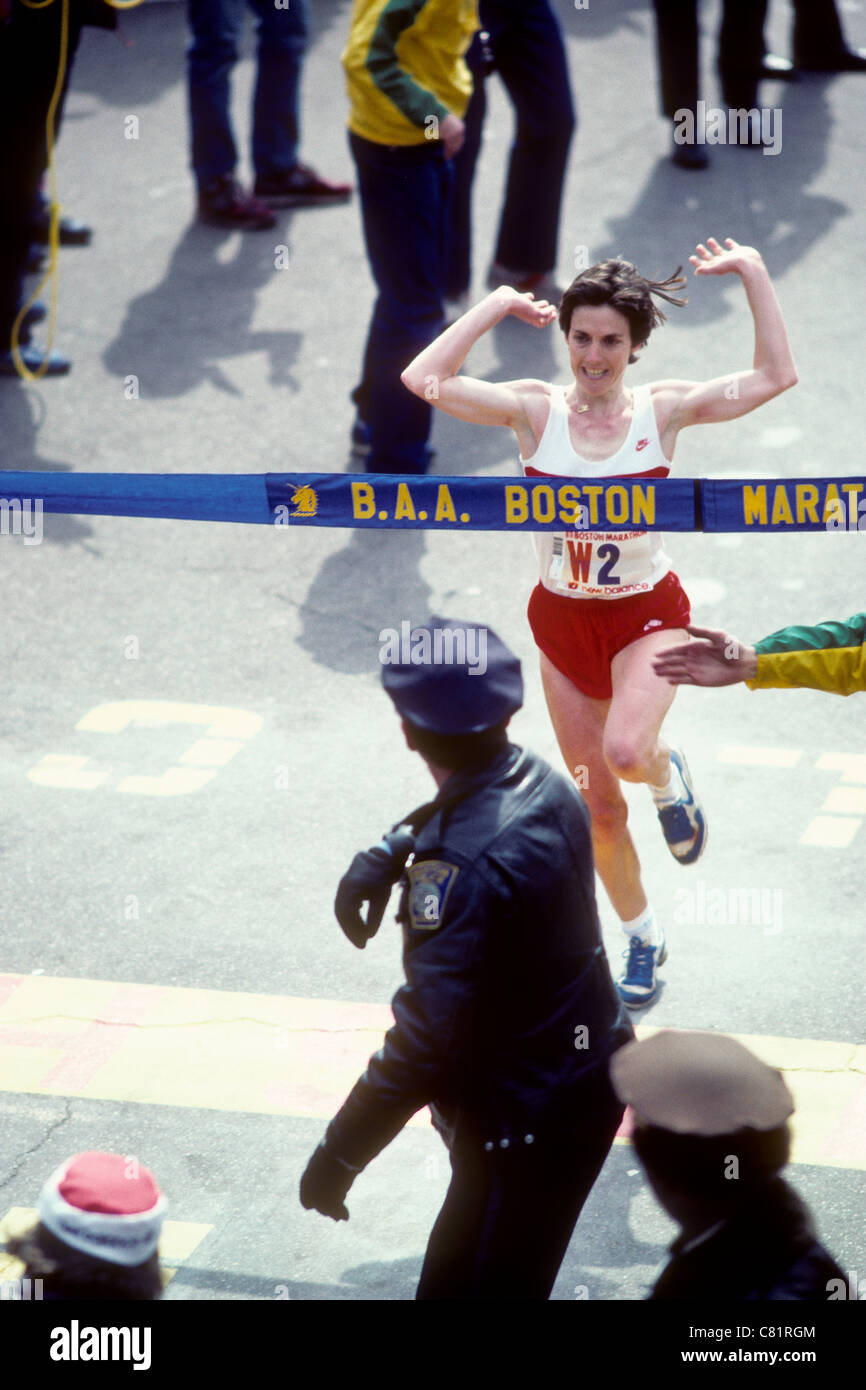 Joan benoit samuelson boston hi-res stock photography and images - Alamy