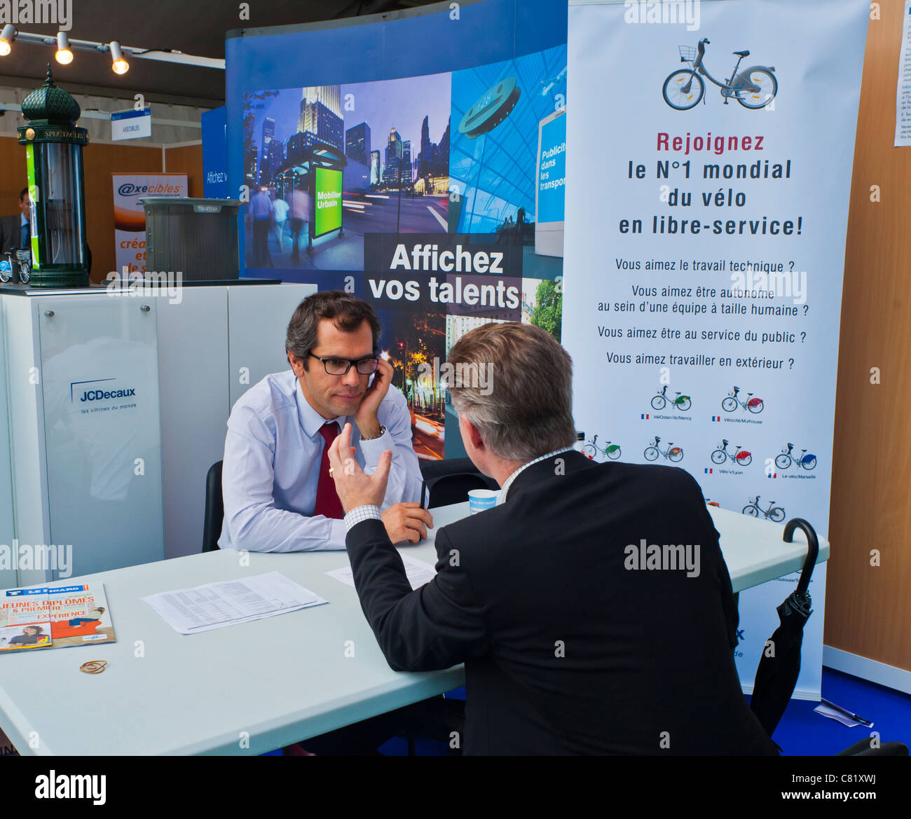 Middle aged job applicant interview hi-res stock photography and images ...