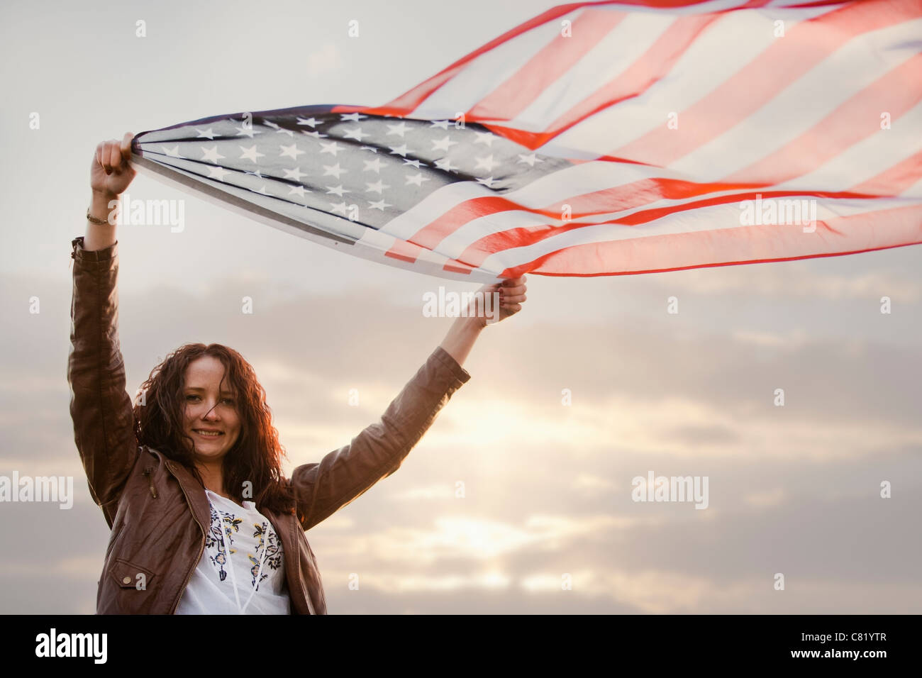 Flapping flag hi-res stock photography and images - Alamy