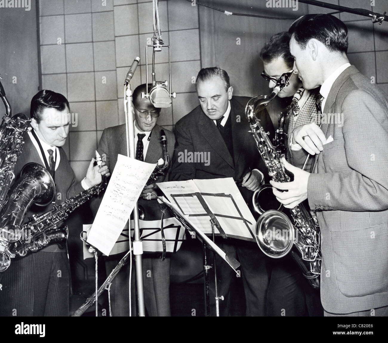 Ted heath band hi-res stock photography and images - Alamy