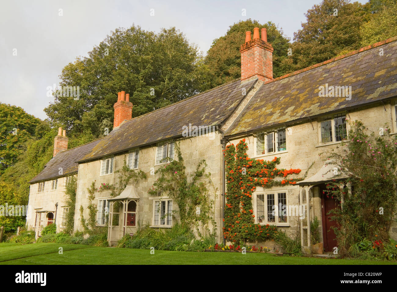 Stourhead estate gardens hi-res stock photography and images - Alamy