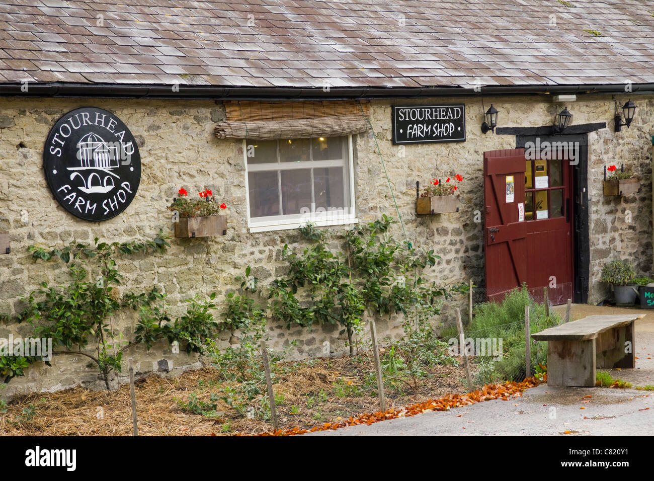 Stourton village hi-res stock photography and images - Alamy