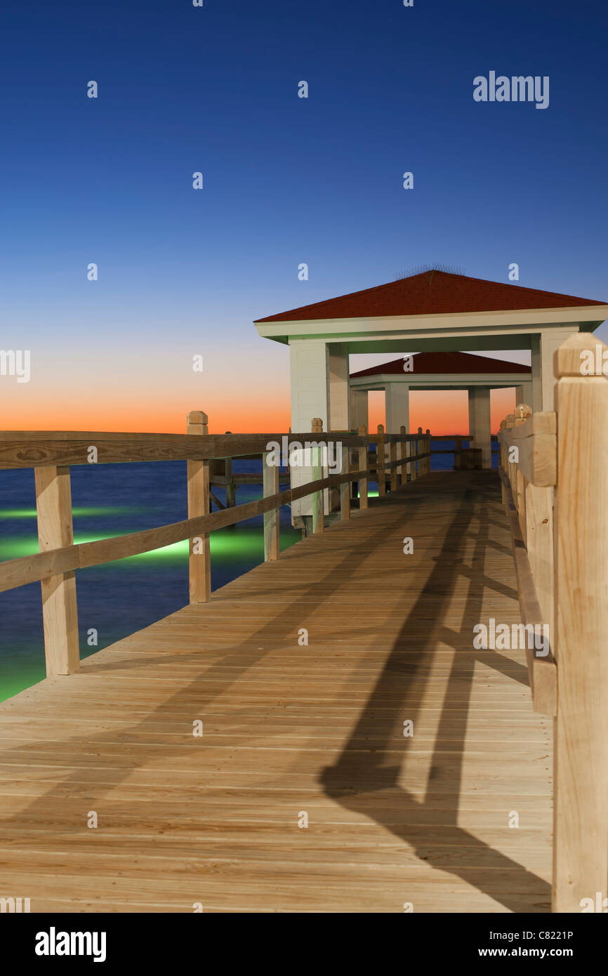 Fishing Pier at the Texas Gulf Coast Stock Photo - Alamy