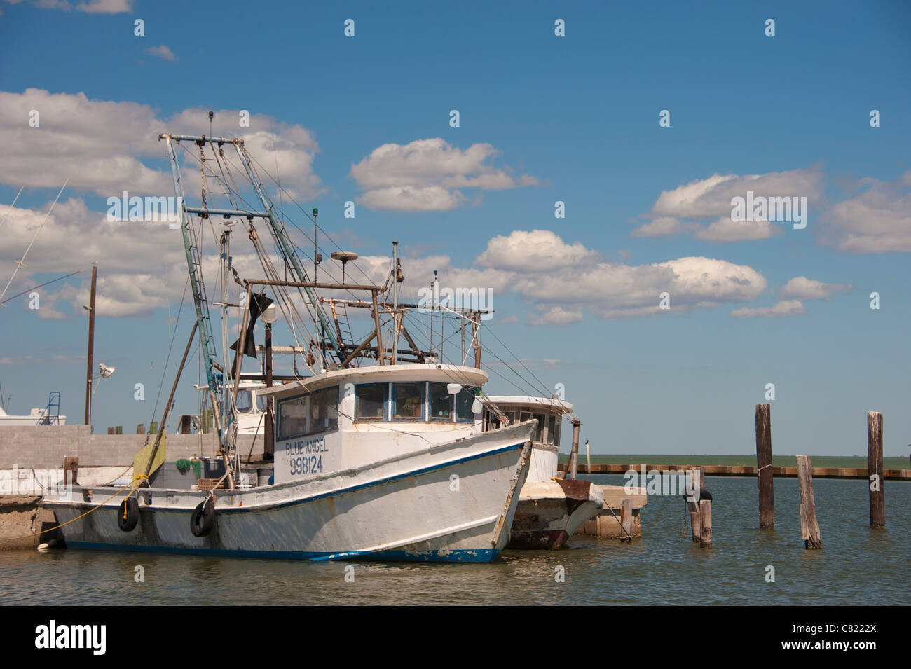 Marina shipyard hi-res stock photography and images - Alamy