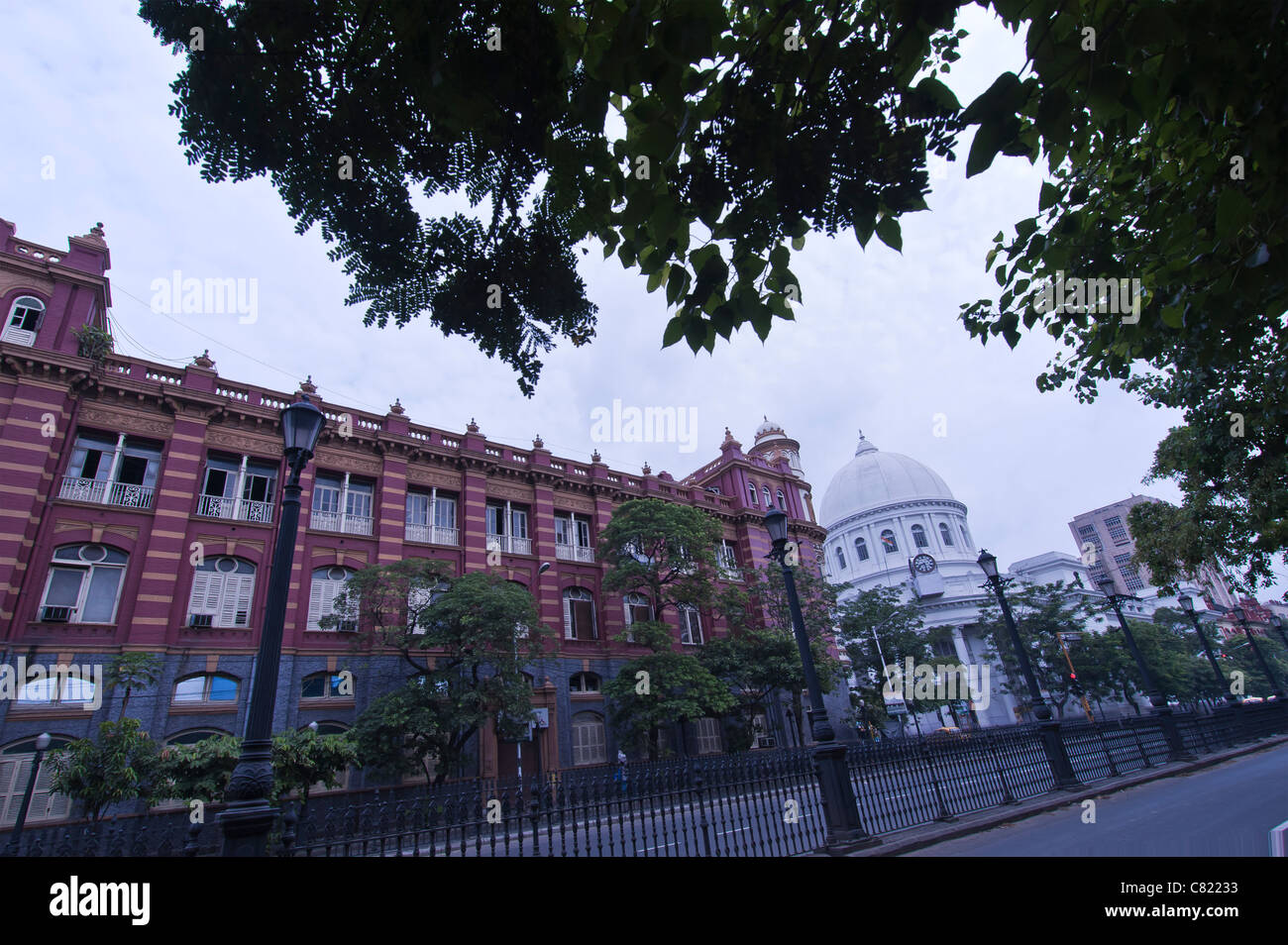 British red brick building hi-res stock photography and images - Alamy