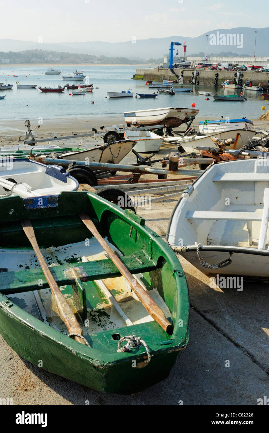 Traditional fishing boats in Panxon. Nigran, Pontevedra, Galicia, Spain ...