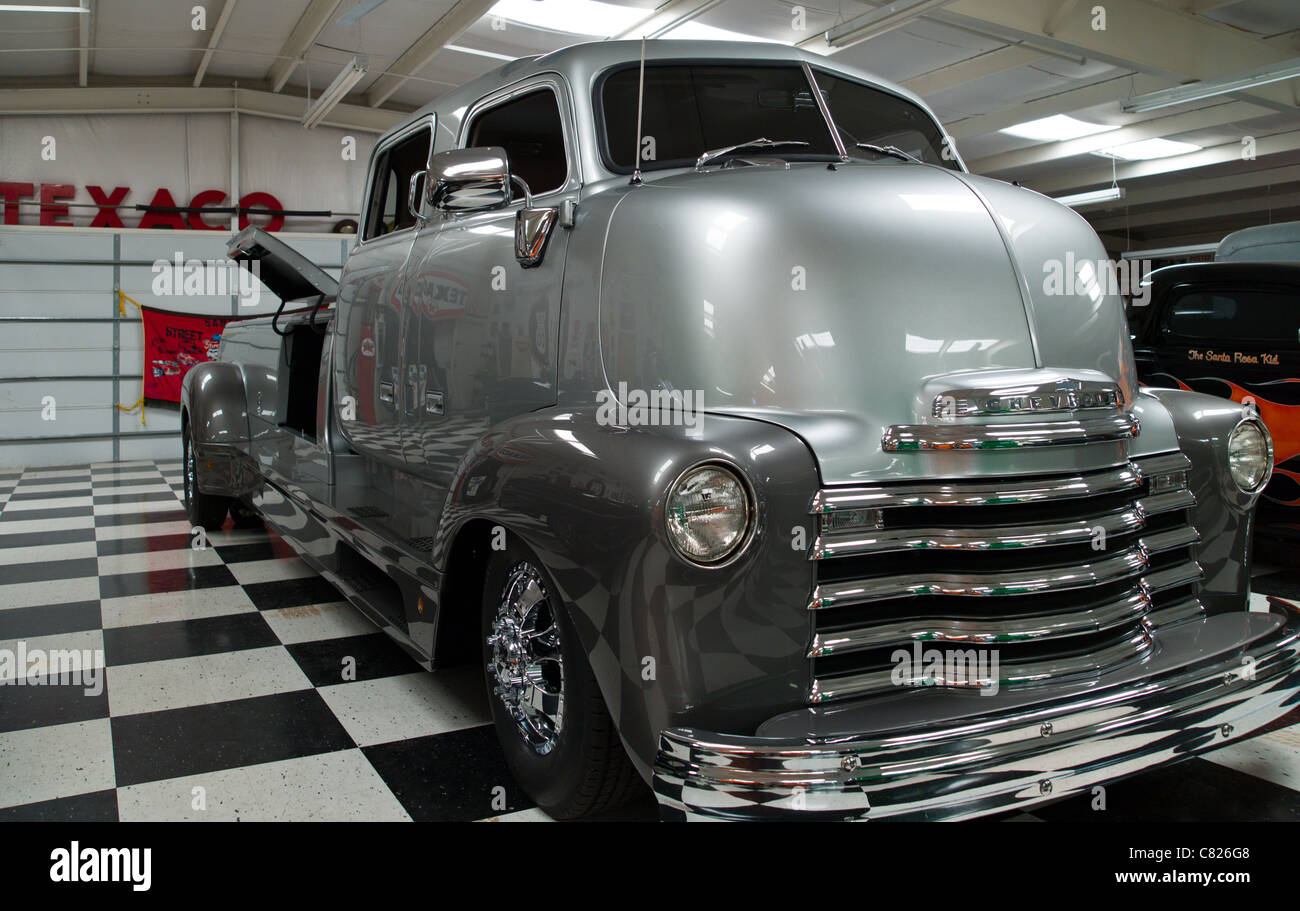 U.S.A. New Mexico, the Auto Museum on the Route 66 near Santa Rosa ...