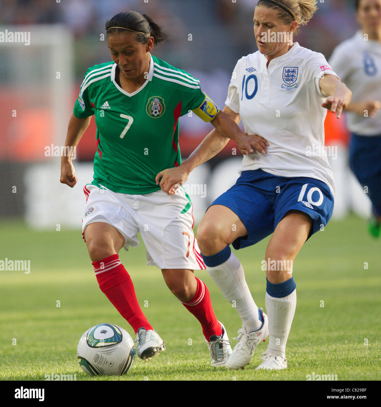 Kelly smith footballer hi-res stock photography and images - Alamy