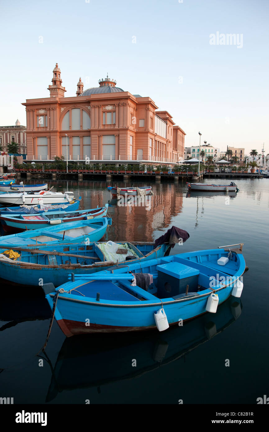 Bari puglia italy hi-res stock photography and images - Alamy