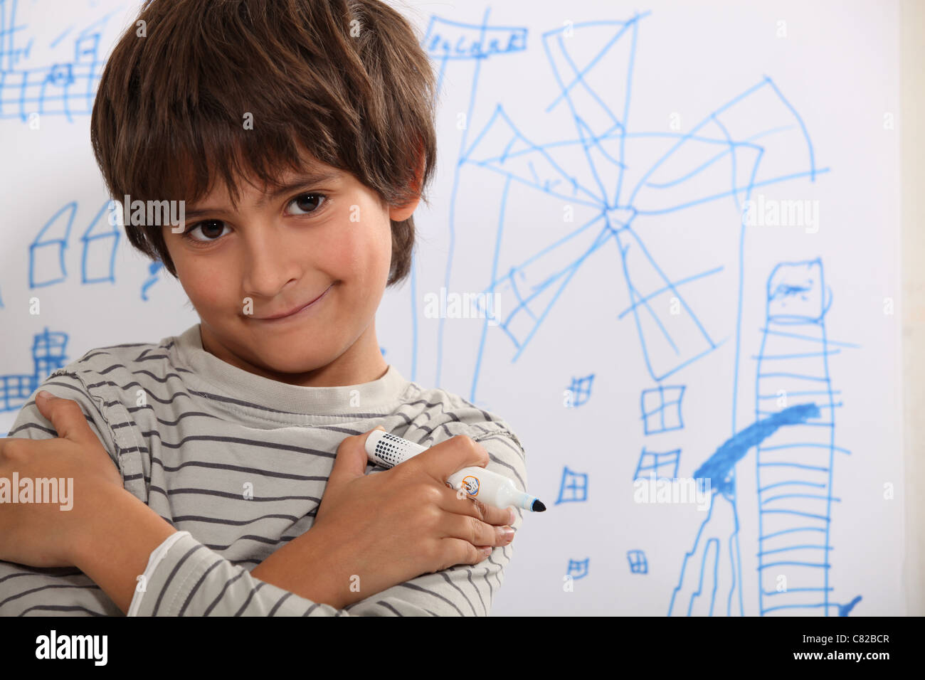 little boy drawing Stock Photo - Alamy
