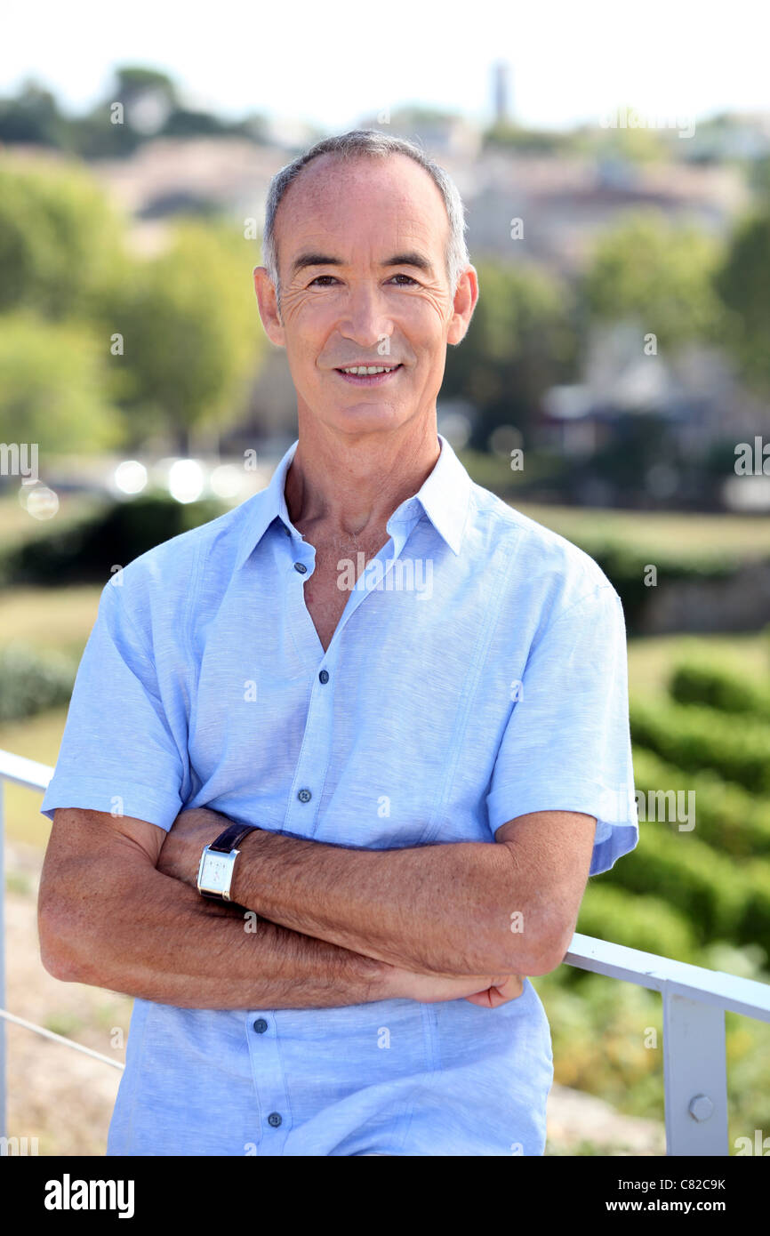 Mature man traveling Stock Photo - Alamy