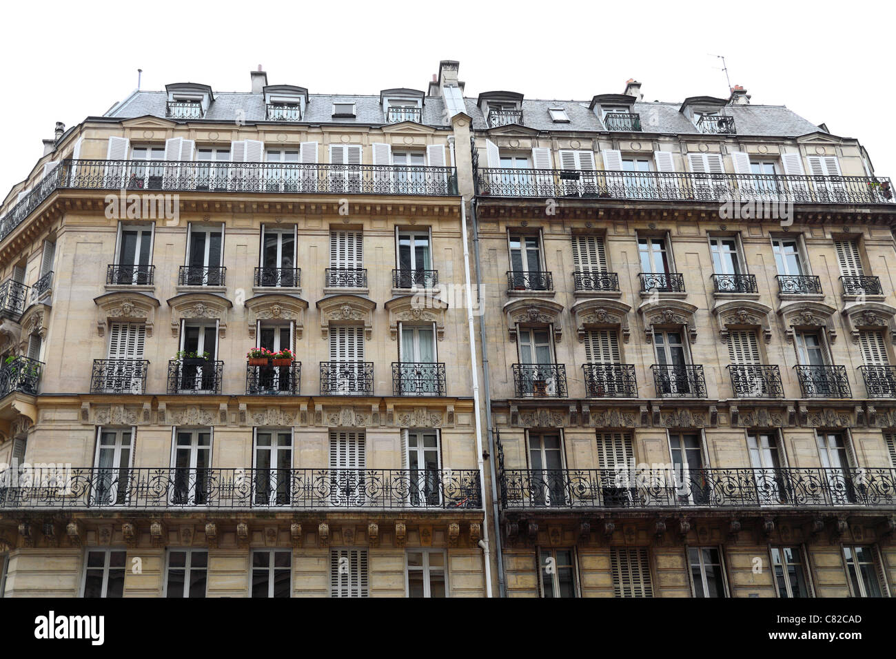 Old house houses paris hi-res stock photography and images - Alamy