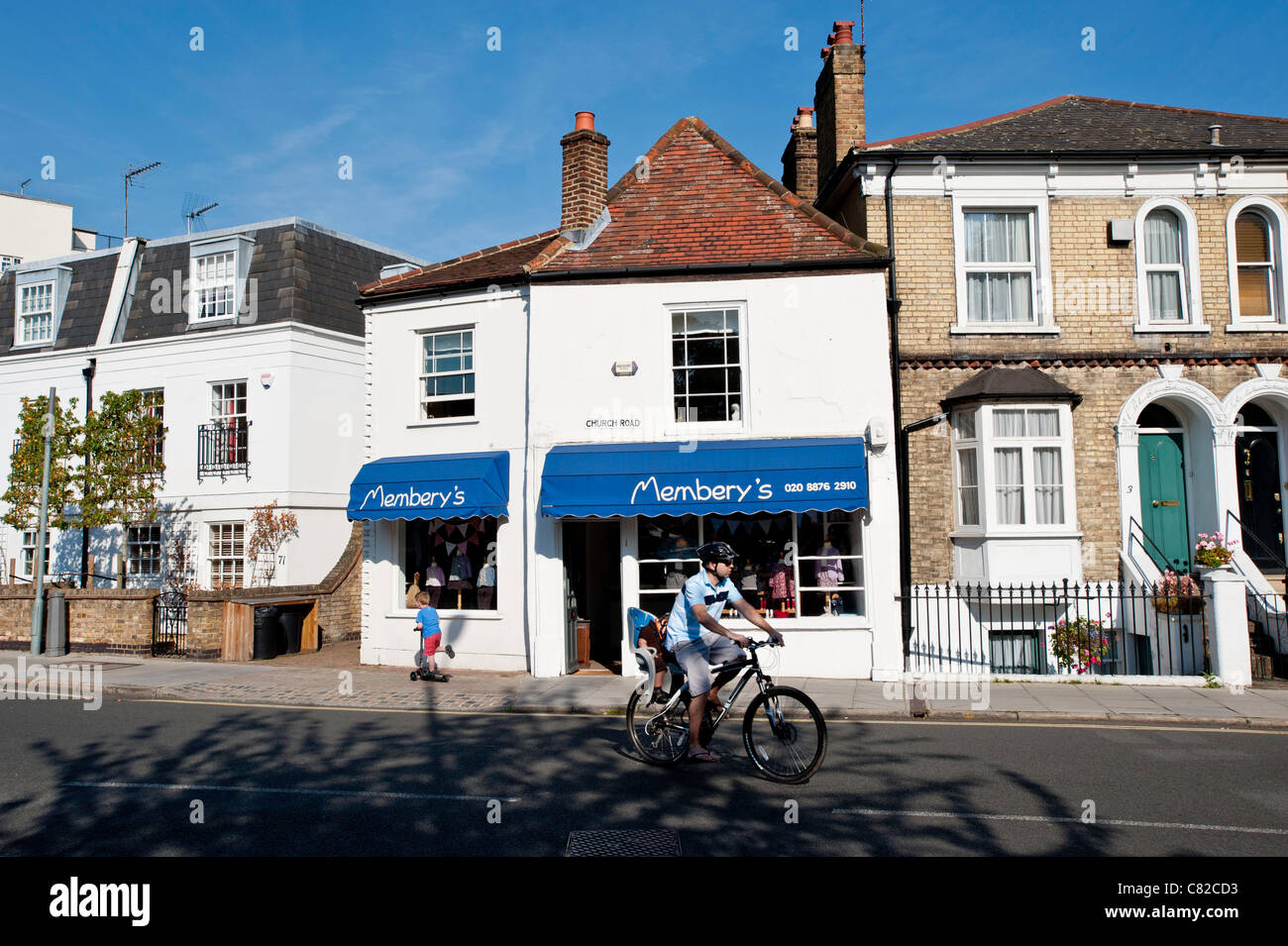 Barnes Village London High Resolution Stock Photography and Images - Alamy