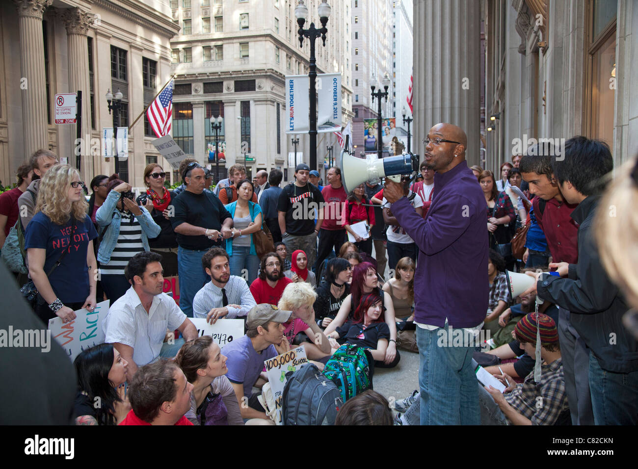 Occupy chicago protest hi-res stock photography and images - Alamy