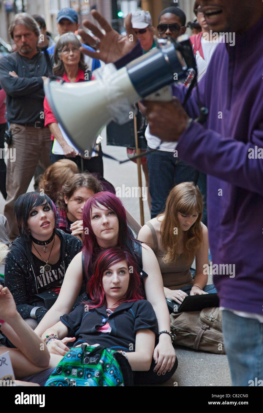 "Occupy Chicago" Protest Against Economic Inequality Stock Photo - Alamy
