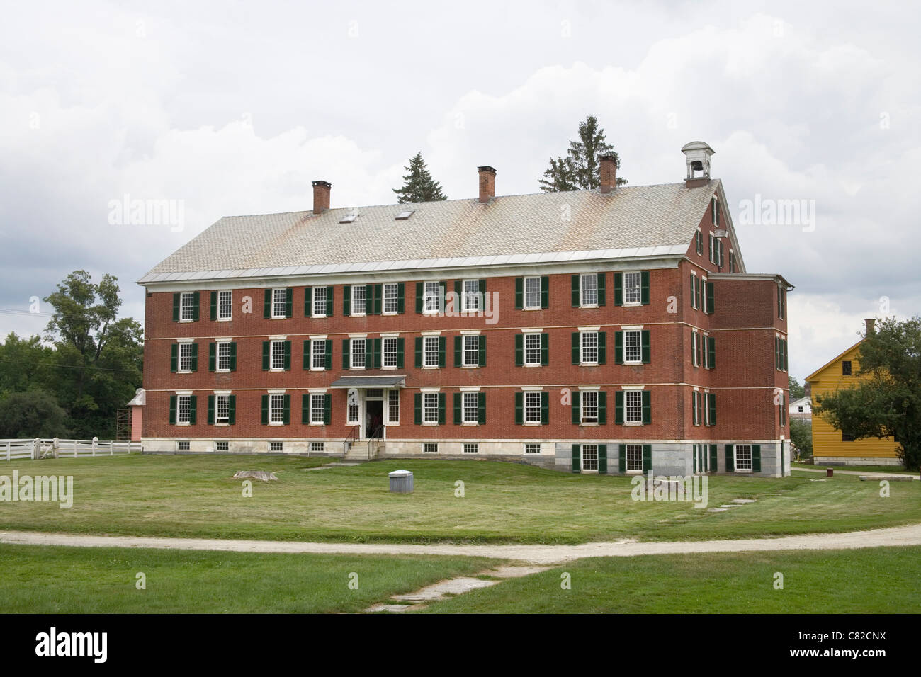 Shaker buildings hi-res stock photography and images - Alamy