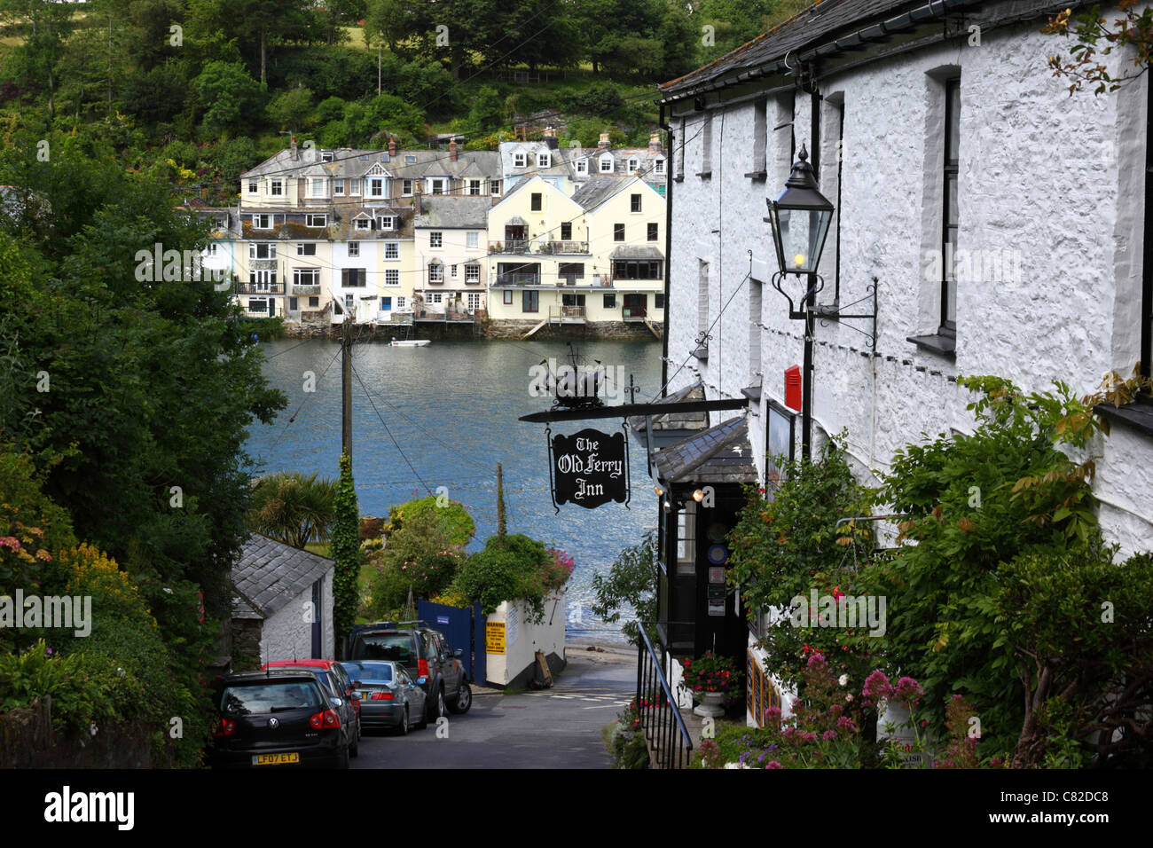 The Old Ferry Inn, River Fowey in background, Bodinnick, near Fowey ...
