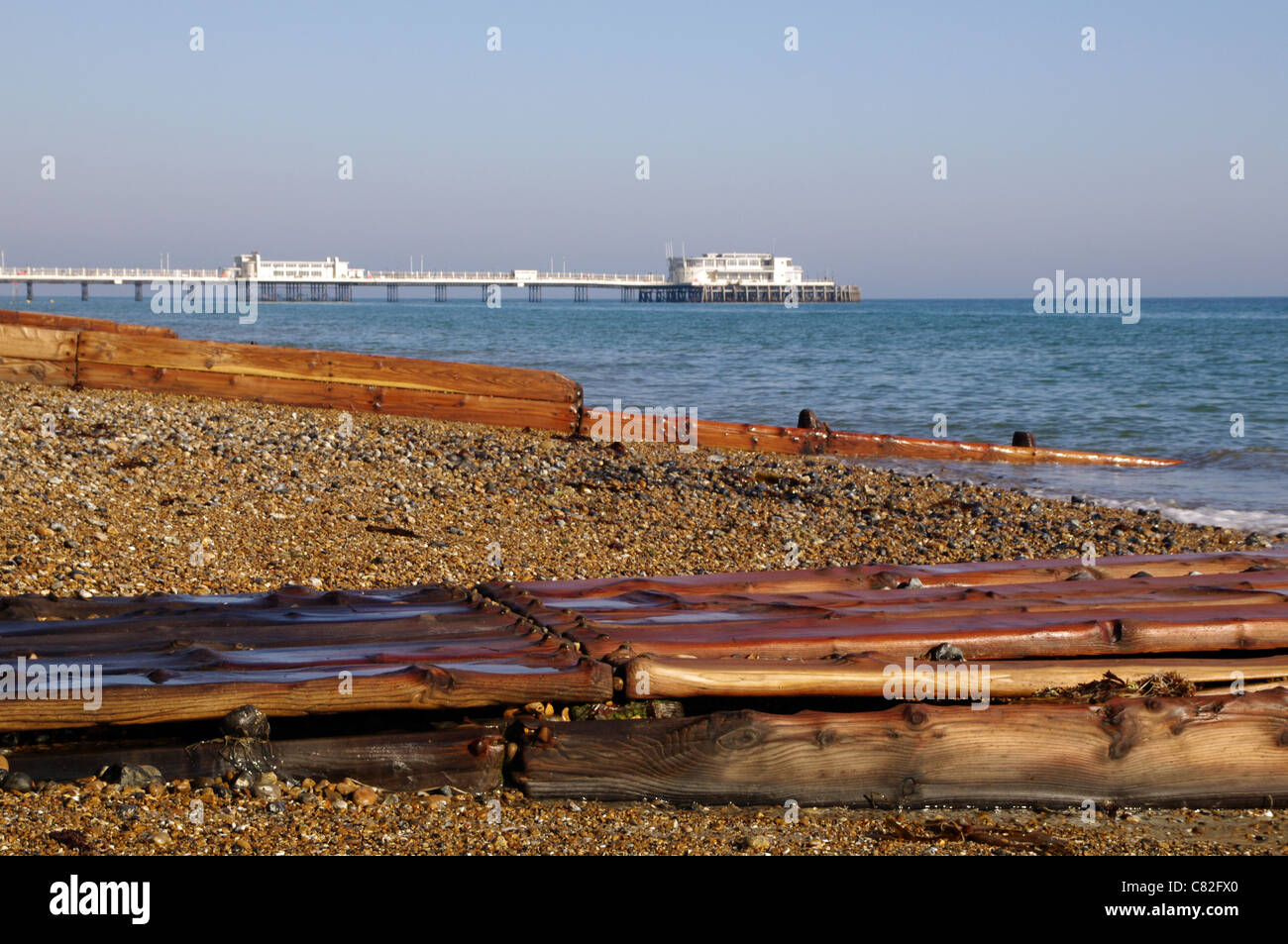 Worthing beach hi-res stock photography and images - Alamy
