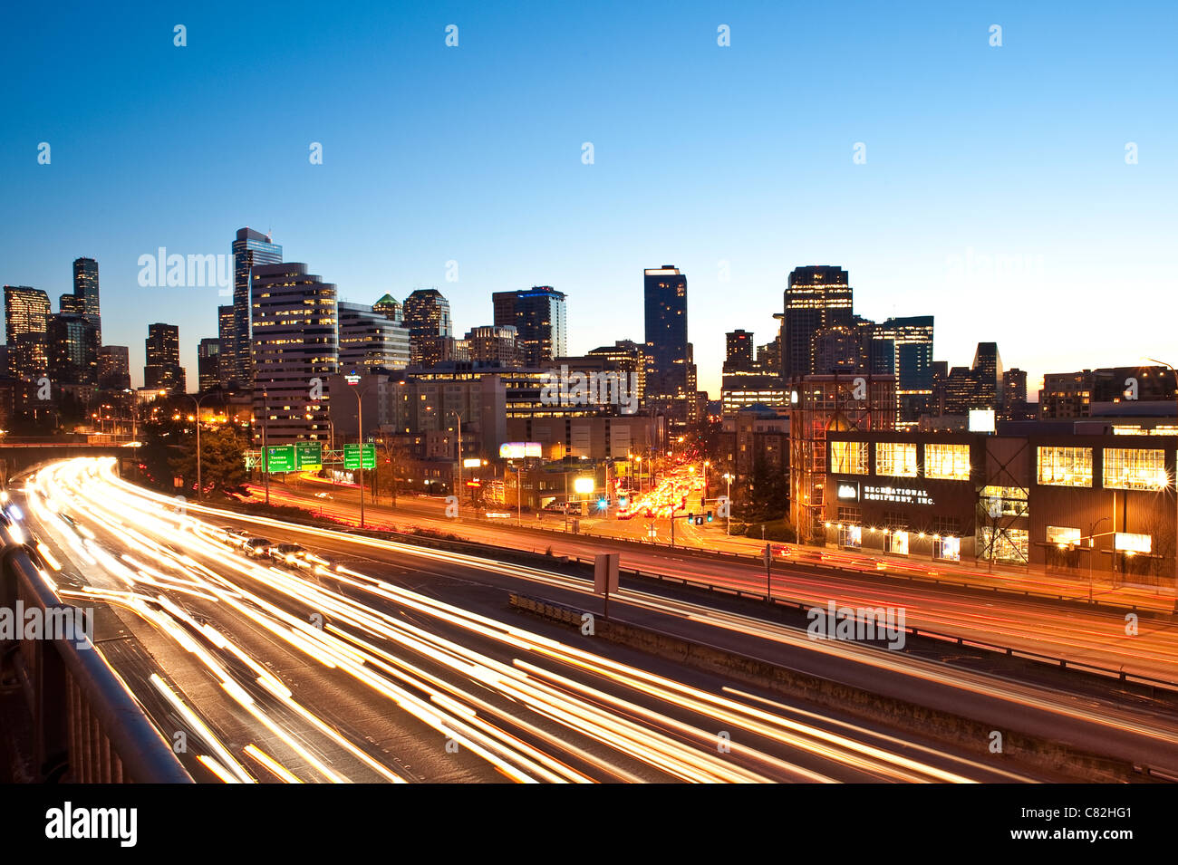 Seattle skyline freeway traffic hi-res stock photography and images - Alamy