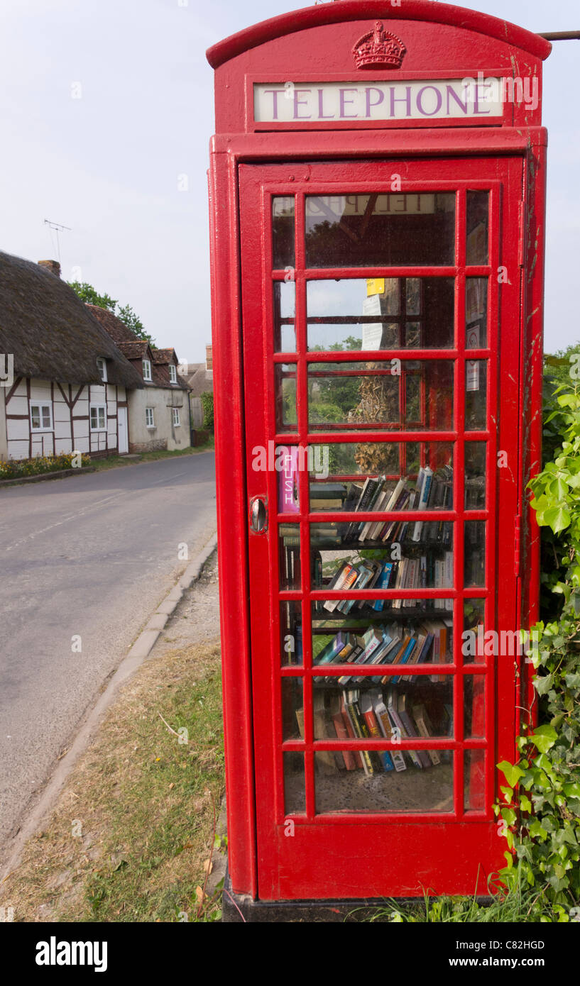 Public telephone box with library hi-res stock photography and images ...