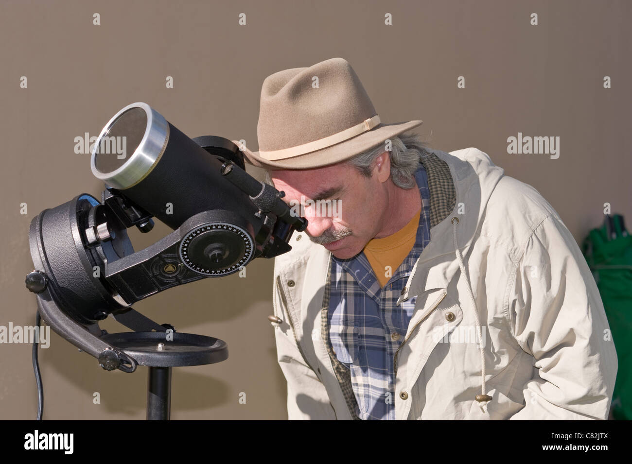 Solar telescope astronomer hi-res stock photography and images - Alamy