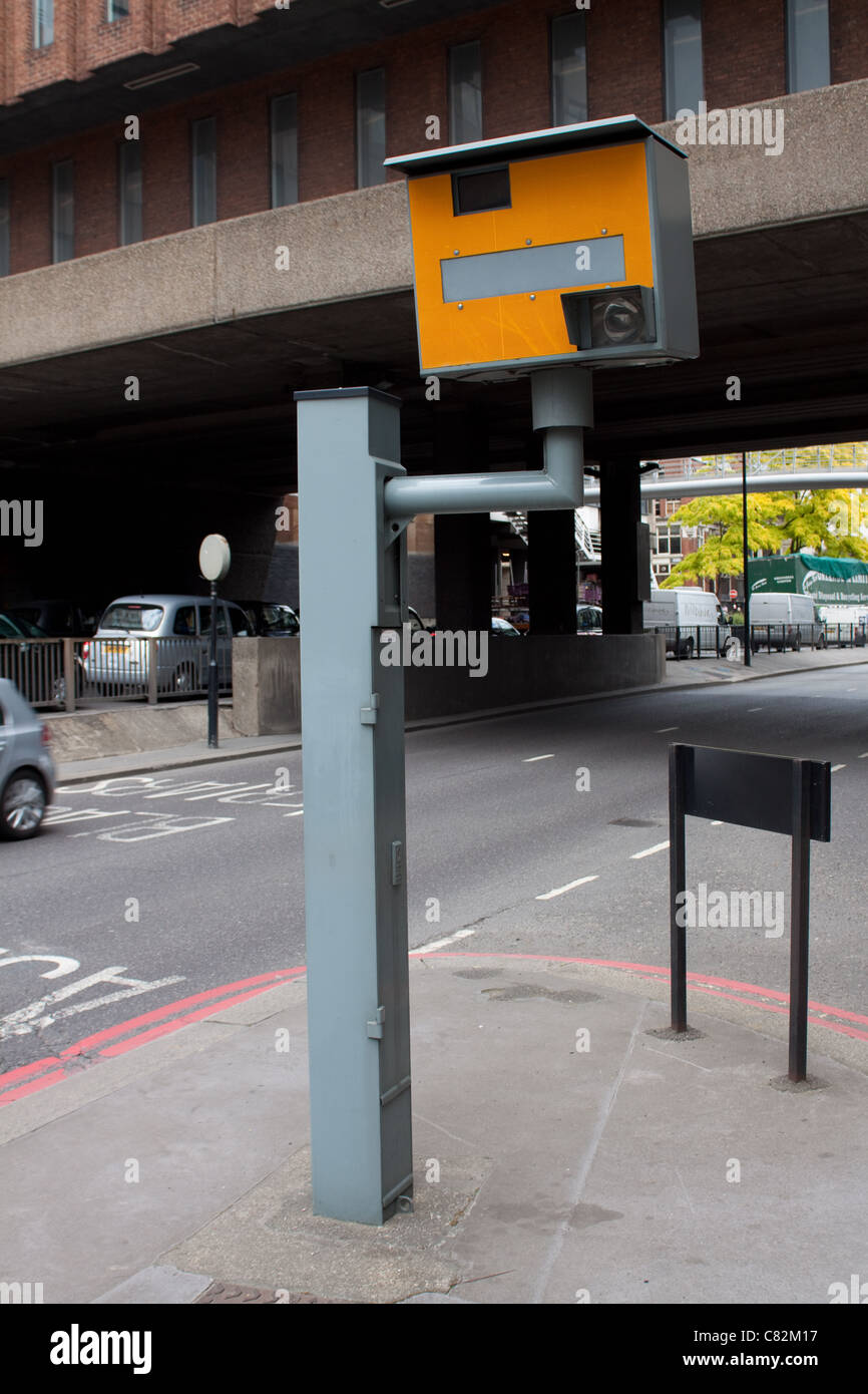 Speed camera london uk hi-res stock photography and images - Alamy