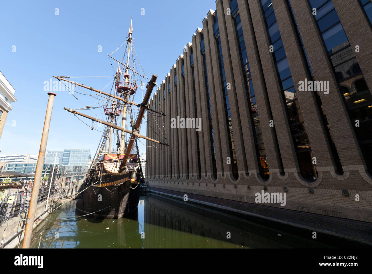 Replica of the Golden Hind docked in St Mary Overie Dock, London Stock ...